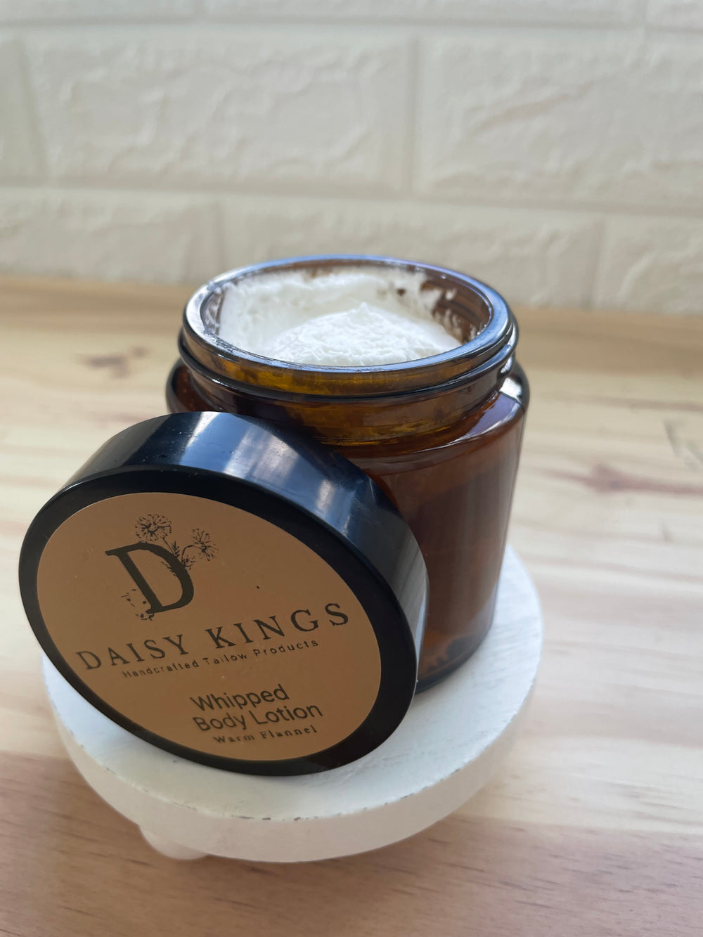 Shop Daisy Kings, handcrafted tallow products